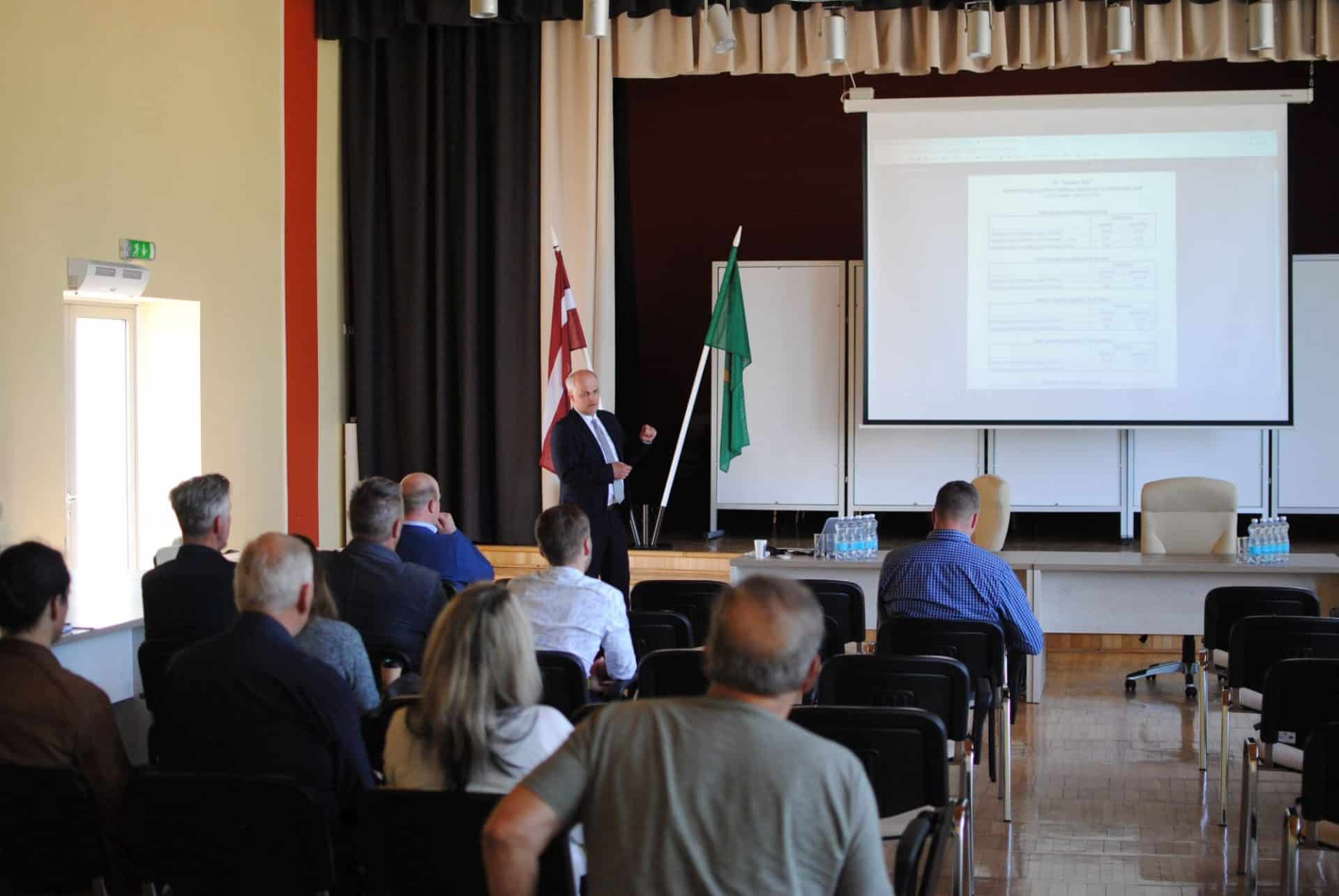 AS «Sadales tīkls» vizītē Talsos tiekas ar uzņēmējiem - ReTalsi